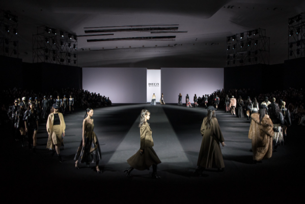 2023FW 서울패션위크 두칸(DOUCAN) 패션쇼, 성황리 개최