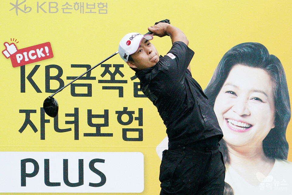 [KPGA] 무결점 플레이 신상훈, 3R 6언더파 '단독 2위'