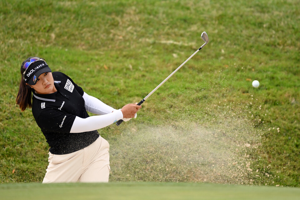 [LPGA] 유해란, '아문디 에비앙 챔피언십' 2R 3타 차 단독 7위