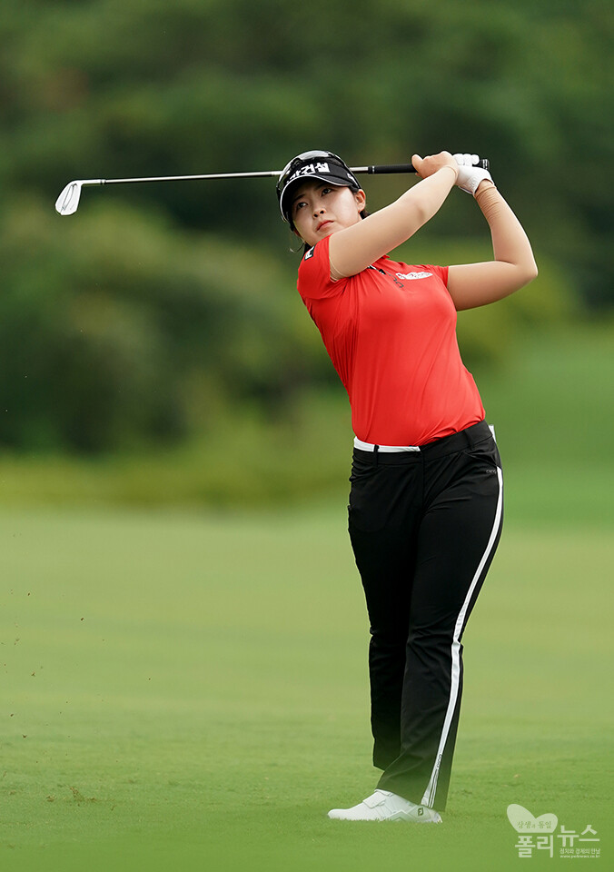 [KLPGA] 전예성, 첫날 짜릿한 샷이글.. ' 6언더파 공동 1위'