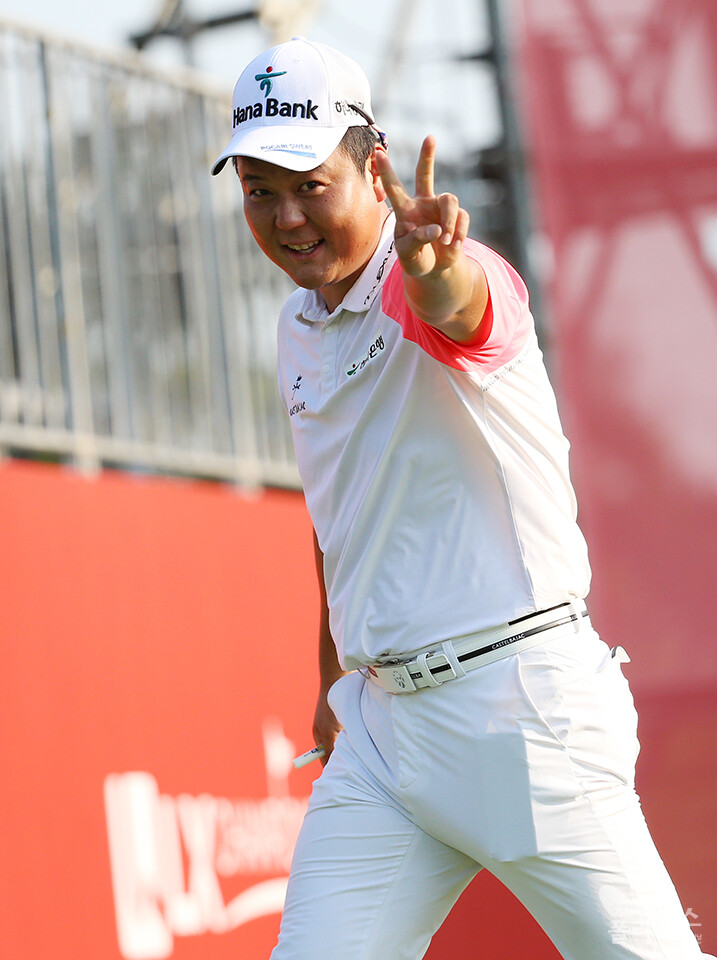 [KPGA] 장유빈-김비오-윤상필, 'LX챔피언십' 2R 공동 선두