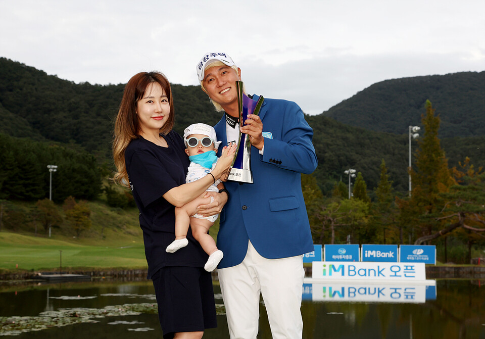 [KPGA] 허인회, "꼭 다승을 이루고 싶다" '2경기 연속 우승 도전'