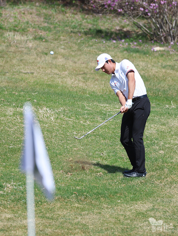 [KPGA] 김한별, '높게 띄우는 어프로치샷'
