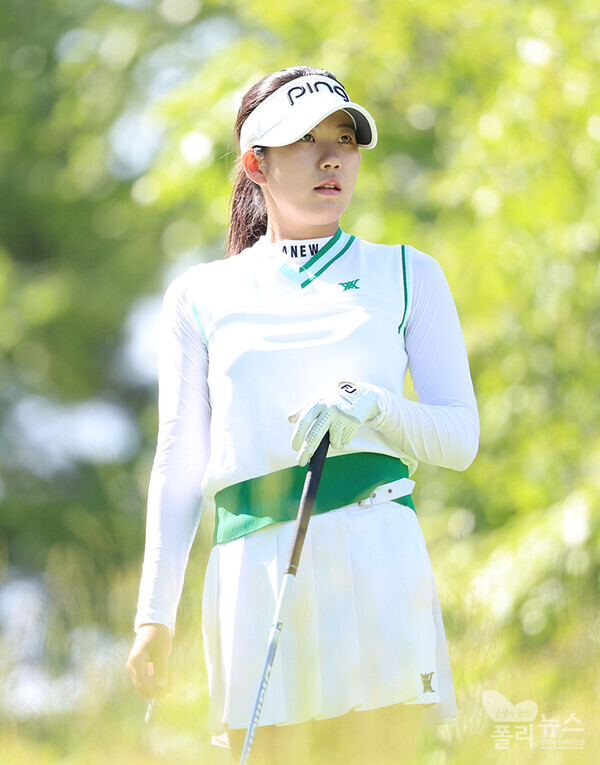 [KLPGA] 타구 바라보는 윤다현