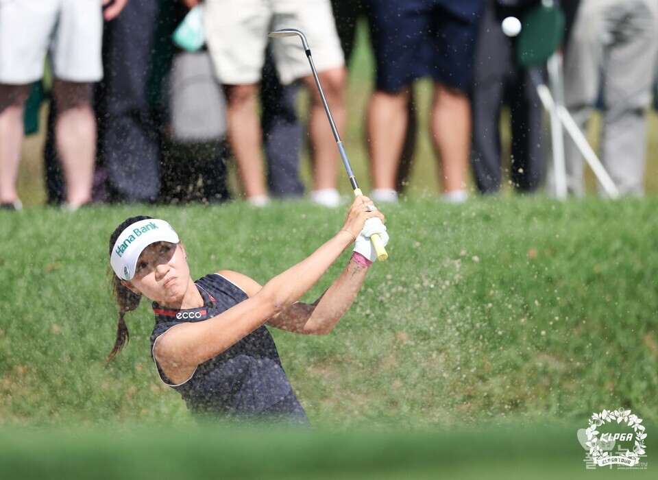 [KLPGA] 리디아 고, '과감한 벙커샷'