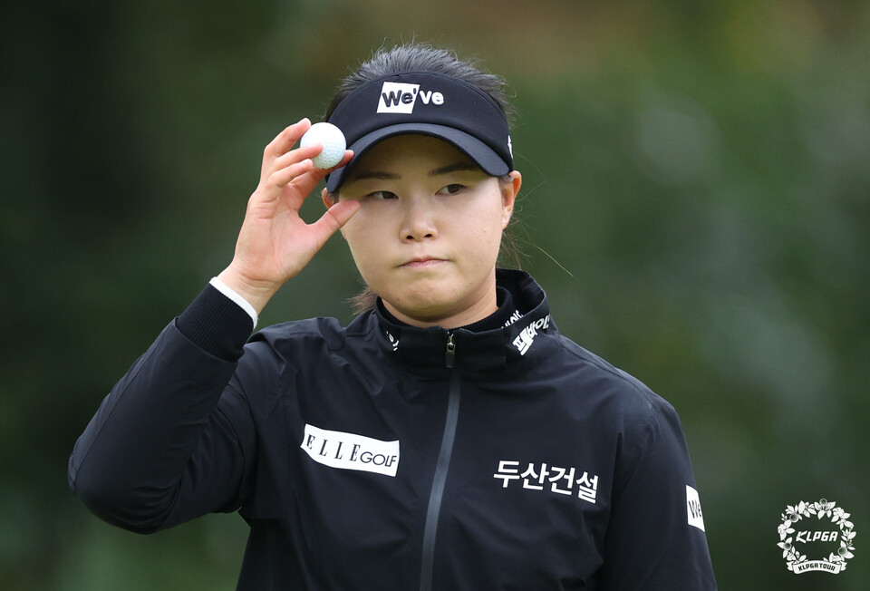 [KLPGA]임희정, 'S-OIL 챔피언십' 2R 단독 선두로 도약..김수지 1타 차 2위